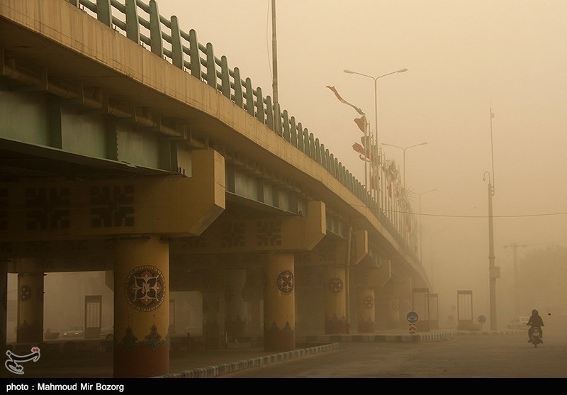 Heavy dust storm sweeps Sistan-Baluchestan - IN PHOTOS