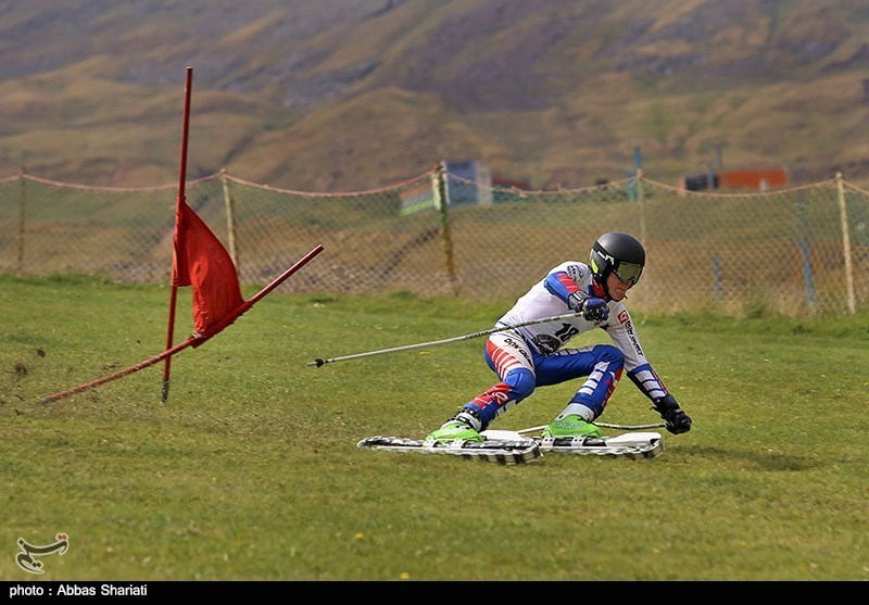 Photos: Grass Skiing World Cup Held in Iran’s Dizin - Photo news ...