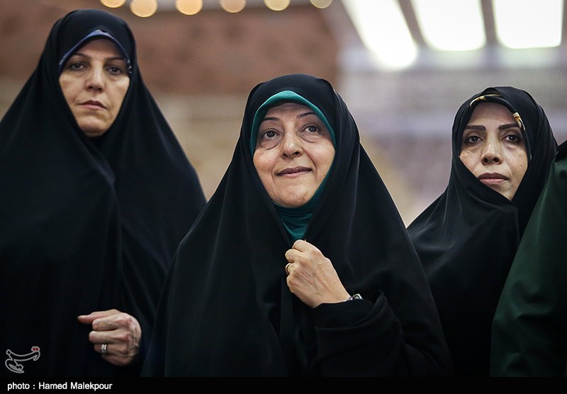 تجدید میثاق رئیس جمهور و اعضای هیئت دولت با آرمان های امام خمینی ره